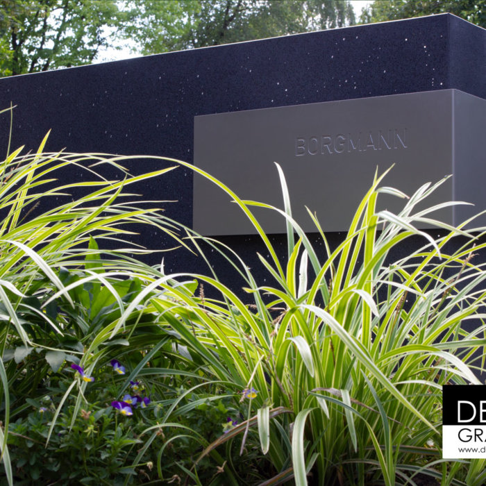 Moderne Grabsteine aus Lichtbeton, Design-Grabsteine, Grabmale